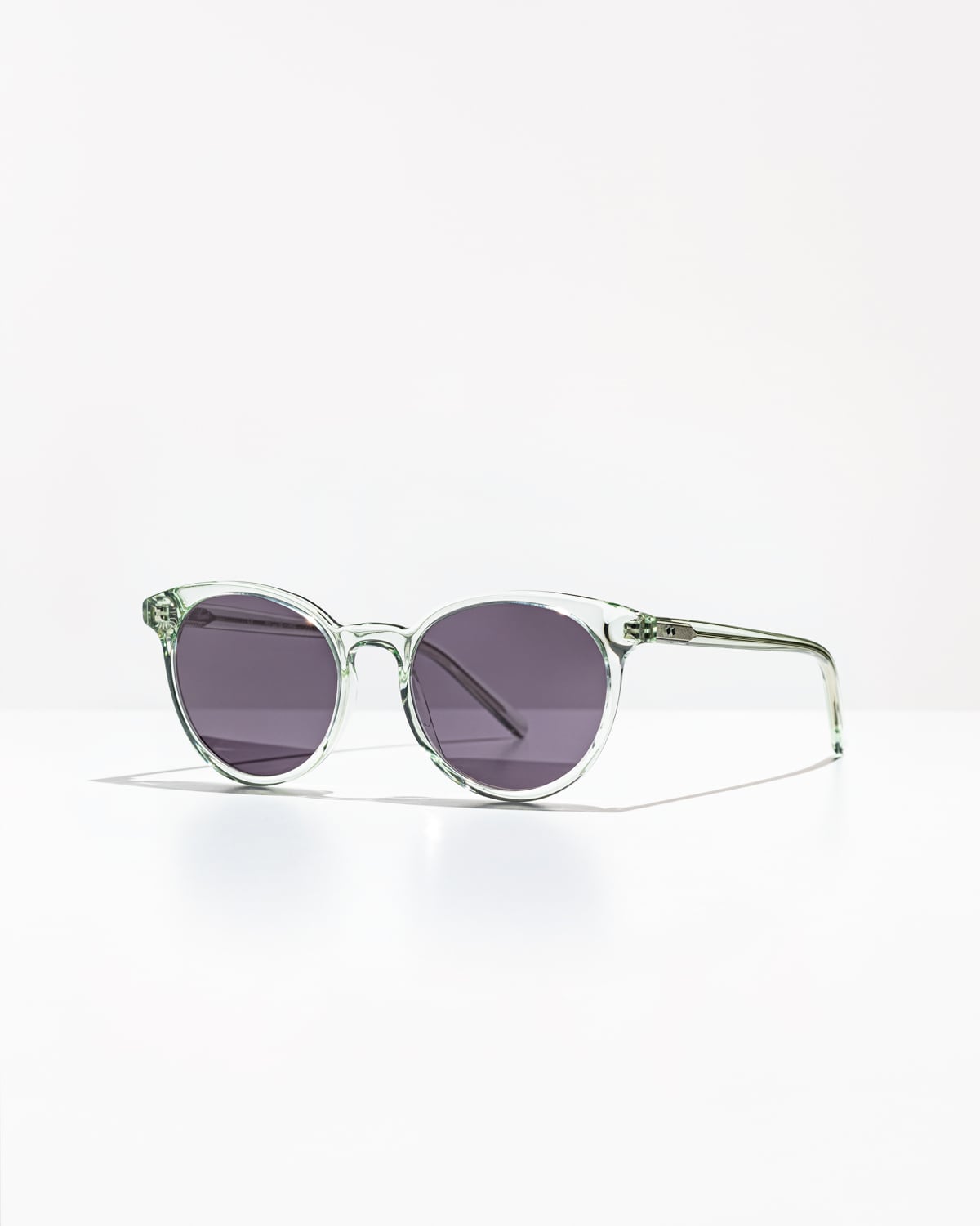 Frida in Sage - Sunglasses - Lunet Eyewear